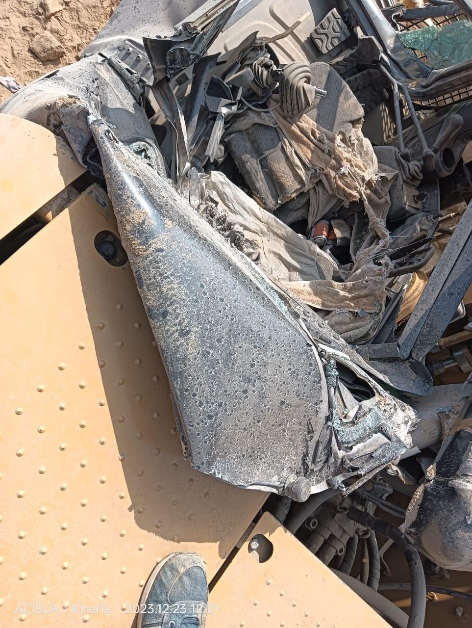 Damaged Excavator 01 at Alwar RJ