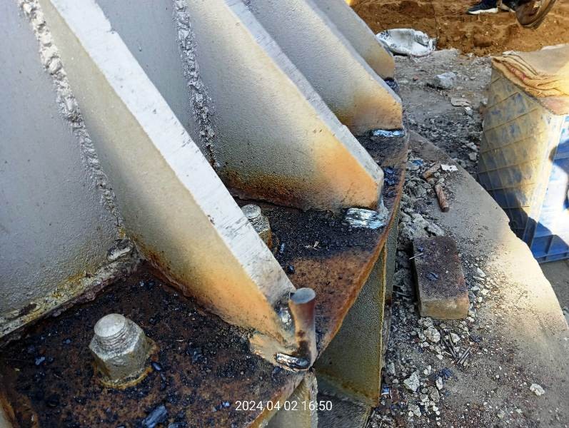 Boiler’s Chimney – Weight Approx.- 10,492 Kg.