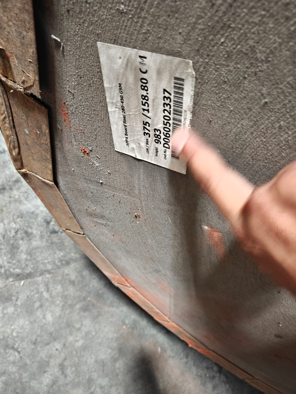 Water damaged Paper Reels - 687.45 MT