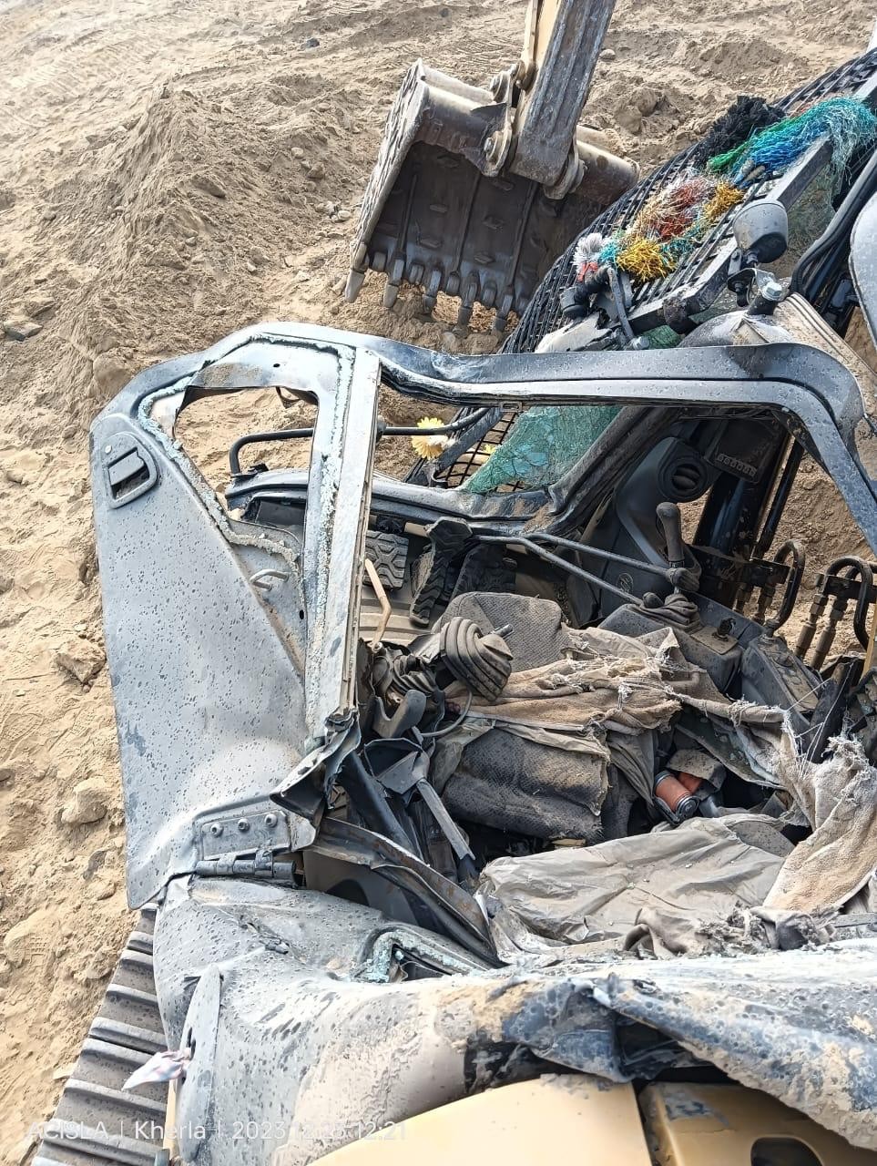 Damaged Excavator 01 at Alwar RJ